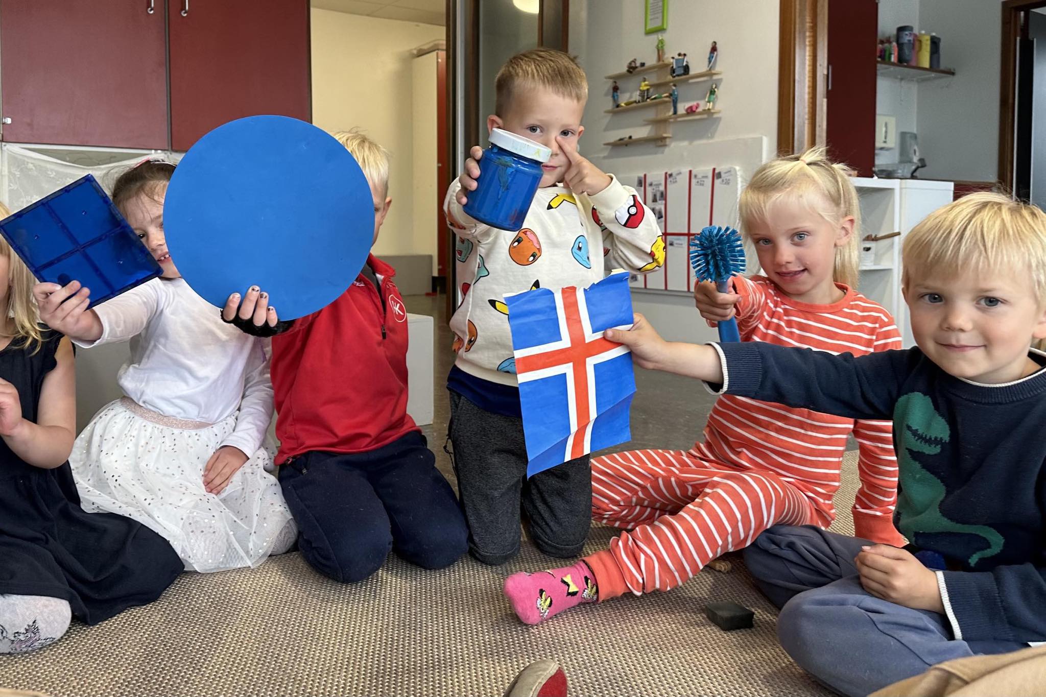 I see something blue