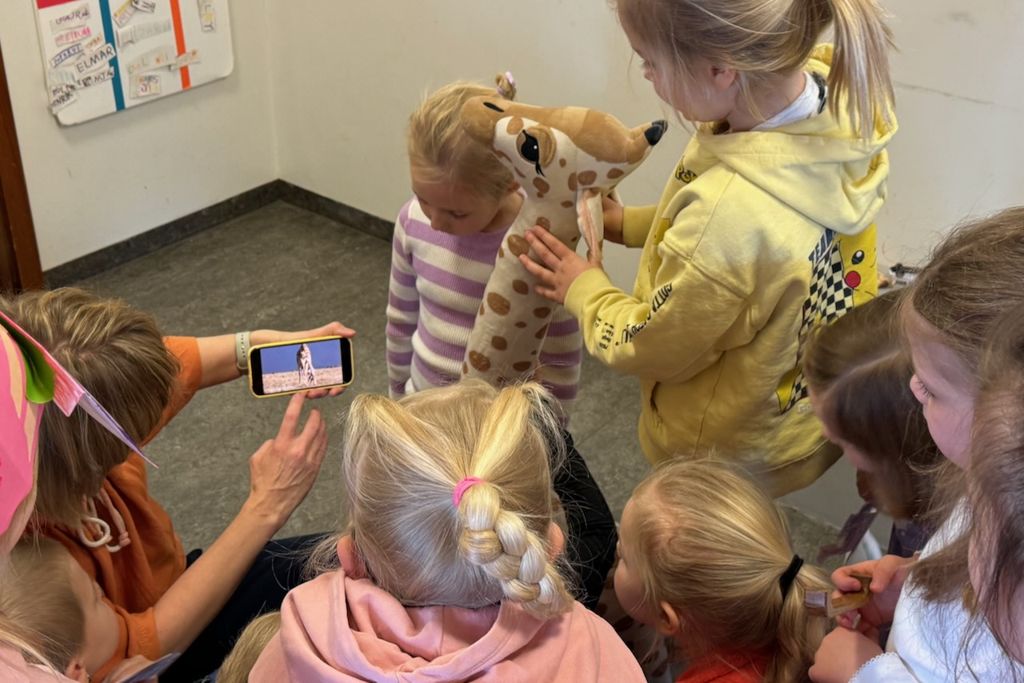 Velkomnir krakkar í veröldina okkar